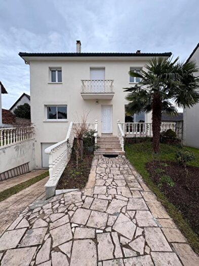 Maison à vendre - Ormesson-sur-Marne - 6 pièces - 3 chambres