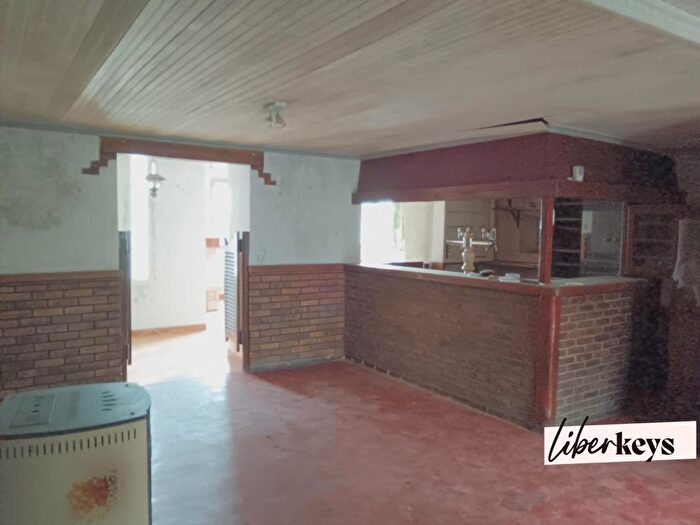 Chartèves : Maison 7 pièces à vendre