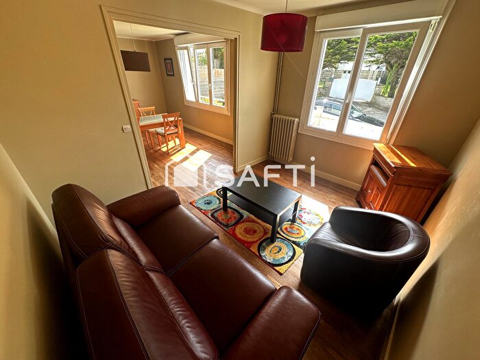 Maison à vendre - Pontivy, Château-Gaillard - 5 pièces - 3 chambres