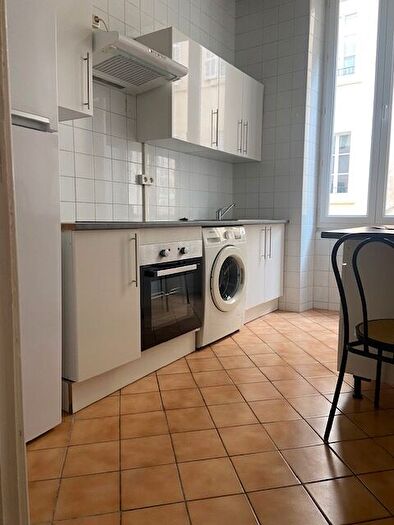 Appartement à louer - Marseille e , La Joliette - 1 pièce