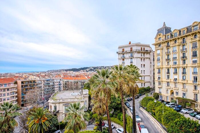 Appartement à vendre - Nice, Cimiez - 3 pièces - 2 chambres