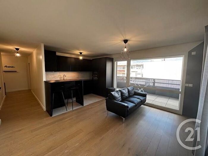 Appartement à louer - Annemasse, Centre-ville - 3 pièces - 2 chambres