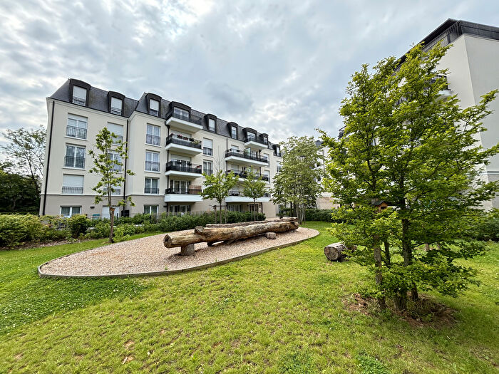 Appartement 1 pièce à vendre à Le Plessis-Trévise, François Mansard