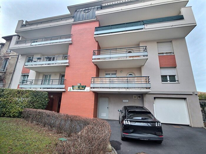 Appartement à louer - Clermont-Ferrand, Chanteranne, La Glacière - 2 pièces - 1 chambre