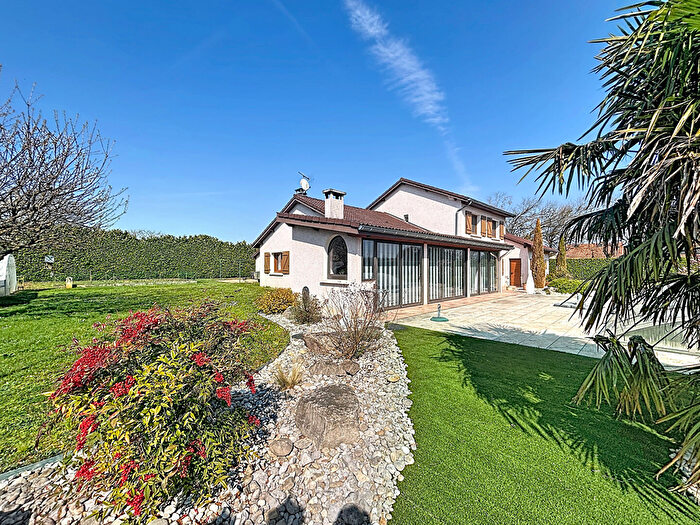 Maison à vendre - Blyes - 4 pièces - 3 chambres