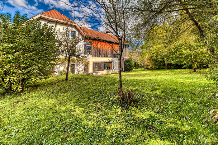 Maison à vendre - Chavanod - 8 pièces - 5 chambres