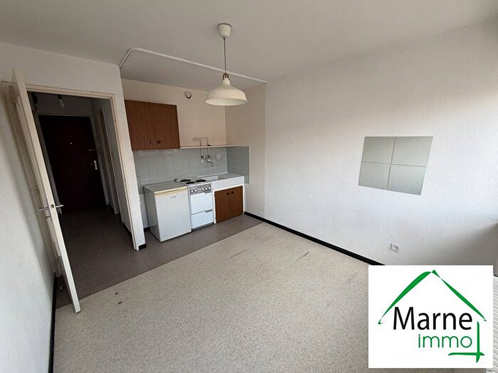 Appartement à louer - Neudorf Est Centre, Strasbourg - 1 pièce