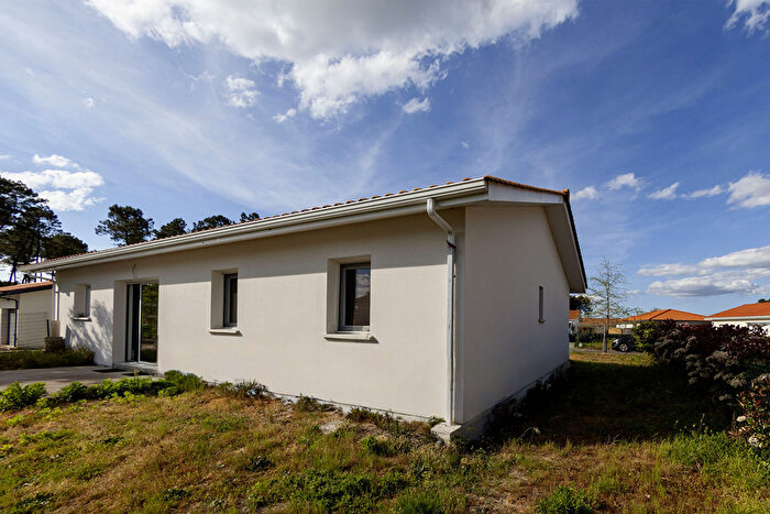 Maison à vendre - Pontenx-les-Forges - 4 pièces - 3 chambres
