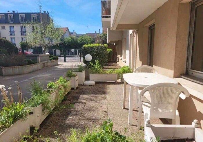 Appartement à louer - Viroflay - 1 pièce