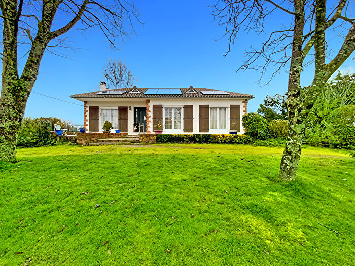 Maison à vendre - Bégrolles-en-Mauges - 6 pièces - 4 chambres