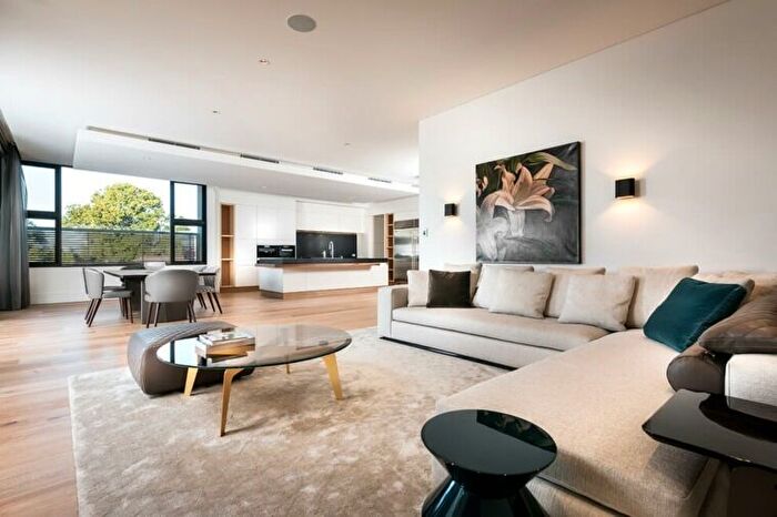 Appartement à vendre - Saint-Julien-en-Genevois - 5 pièces - 4 chambres