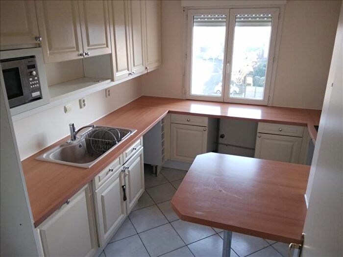 Appartement à louer - Chatou, Nord - 4 pièces - 3 chambres