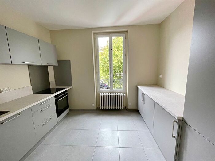 Appartement à louer - Orléans, Faubourg Saint-Jean - 3 pièces - 2 chambres