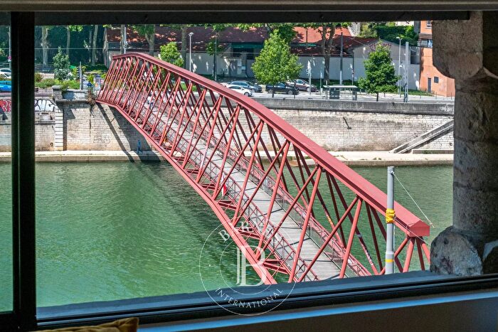 Appartement à vendre - Lyon e , Quartiers anciens - 3 pièces - 2 chambres