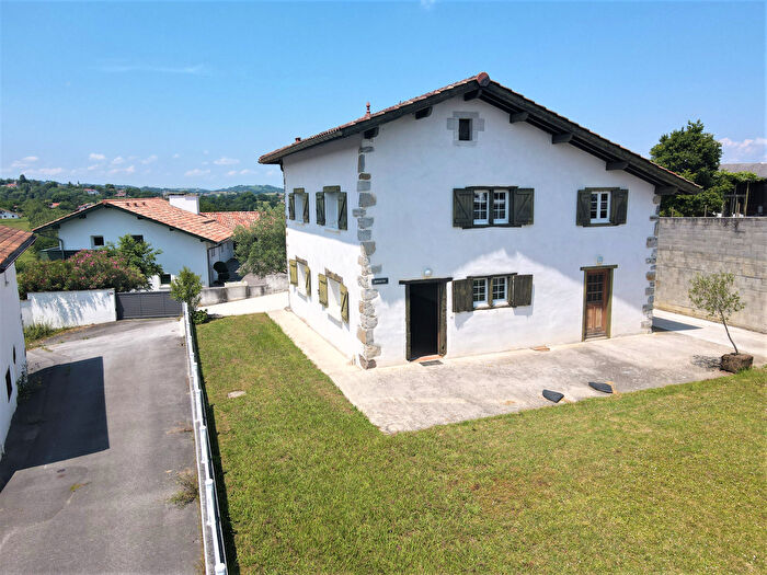 Maison à louer - Garris - 4 pièces - 3 chambres