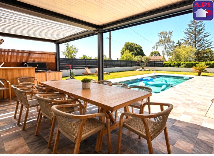 Maison 7 pièces à vendre à Mazères