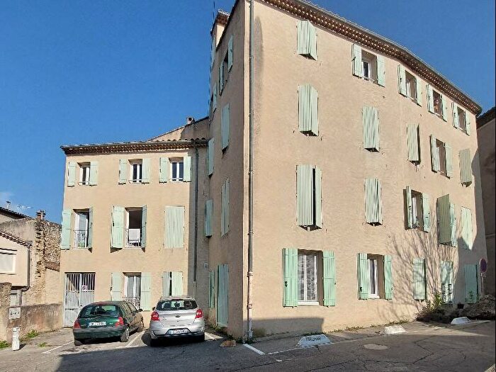 Appartement à louer - Mazan - 4 pièces - 2 chambres