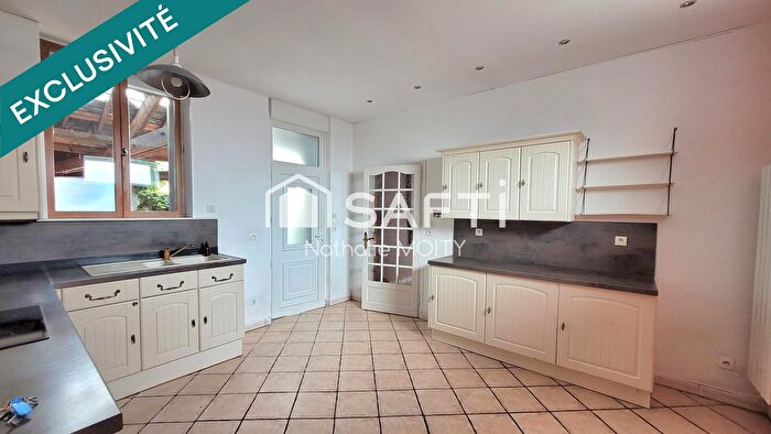 Maison 5 pièces à Saint-Quentin, Centre-ville, à vendre