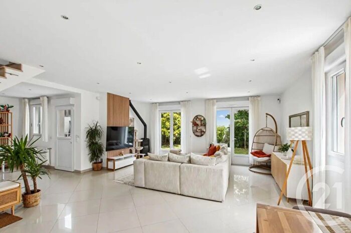 Saint-Maur-des-Fossés, Adamville - Maison 8 pièces à vendre