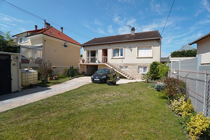 Maison 5 pièces à vendre à Livry-Gargan, Nord