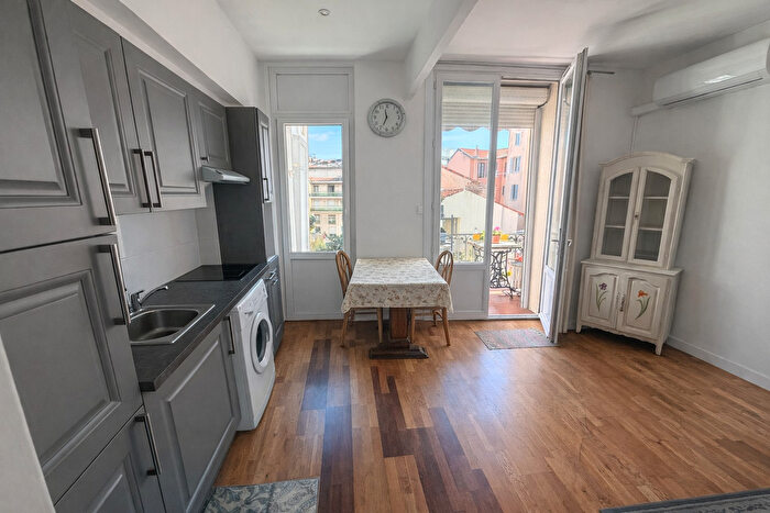 Appartement à vendre - Cannes, Prado, République - 3 pièces - 2 chambres