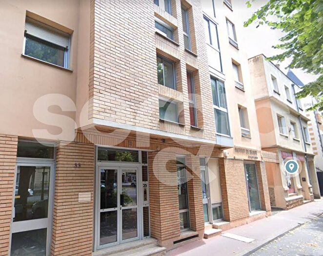 Appartement à louer - Centre Ville, Reims - 1 pièce