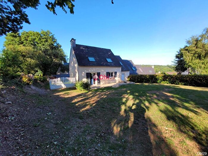 Maison à louer - Daoulas - 5 pièces - 4 chambres