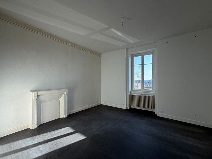 Appartement à louer - Limoges, Centre-ville, Hôtel de Ville, Emailleurs - 1 pièce