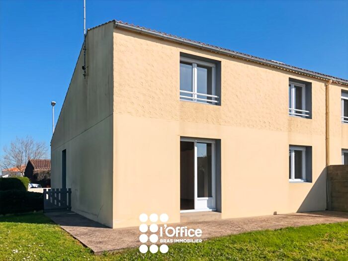 Maison à louer - Château-dOlonne, Les Soulardières, Mairie - 3 pièces - 2 chambres