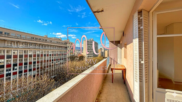 Appartement à vendre - Grenoble, Bajatière - 2 pièces - 1 chambre