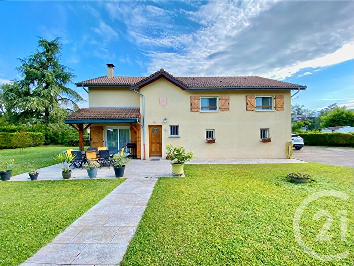 Maison à vendre - Aoste - 6 pièces - 4 chambres