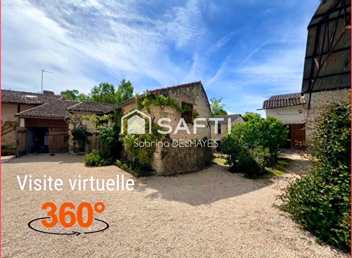 Maison 7 pièces à vendre à Loudun