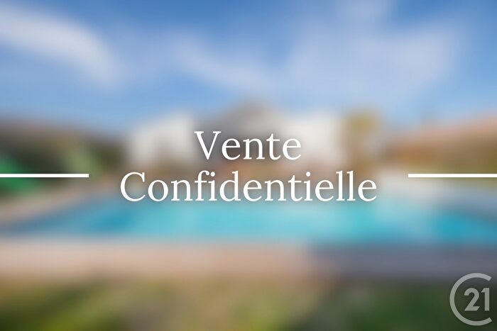 Maison à vendre - Saint-Aubin-de-Médoc - 7 pièces - 4 chambres