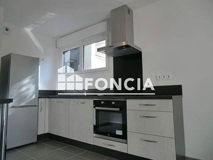 Fiancey-Brieux, Saint-Égrève : Appartement 2 pièces à louer