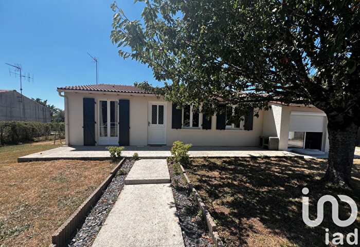 Maison à vendre - Trizay - 5 pièces - 4 chambres