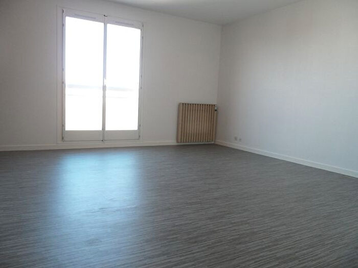 Appartement à louer - Bourges, Val dAuron, Hameau de Gionne, Mazières, Pijolins - 3 pièces - 2 chambres