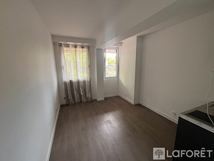 Chaville, Doisu : Appartement 1 pièce à louer