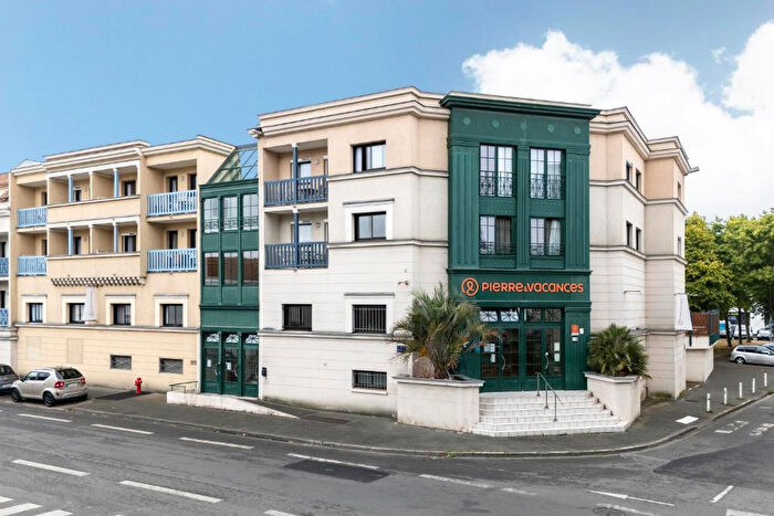 Appartement 1 pièce à vendre à La Rochelle, Centre-ville, Vieux-port, Marché