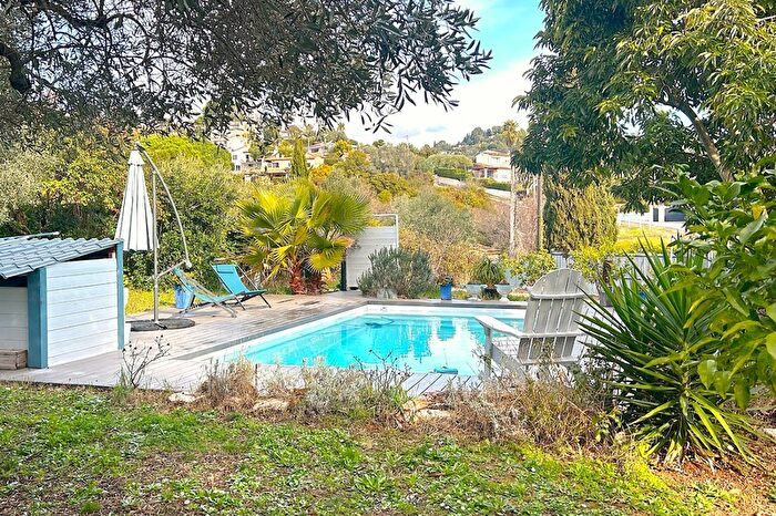 Maison à vendre - Mougins - 6 pièces - 5 chambres