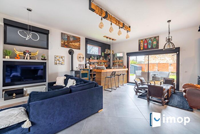 Sainte-Geneviève-des-Bois, Georges Pitard : Maison 10 pièces à vendre