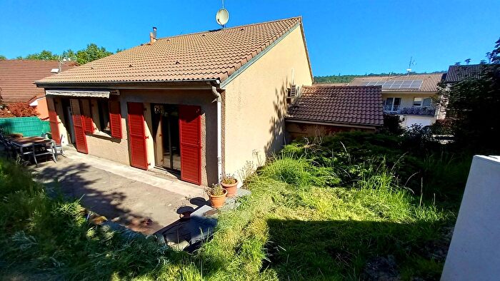 Maison 5 pièces à Neuves-Maisons, à vendre