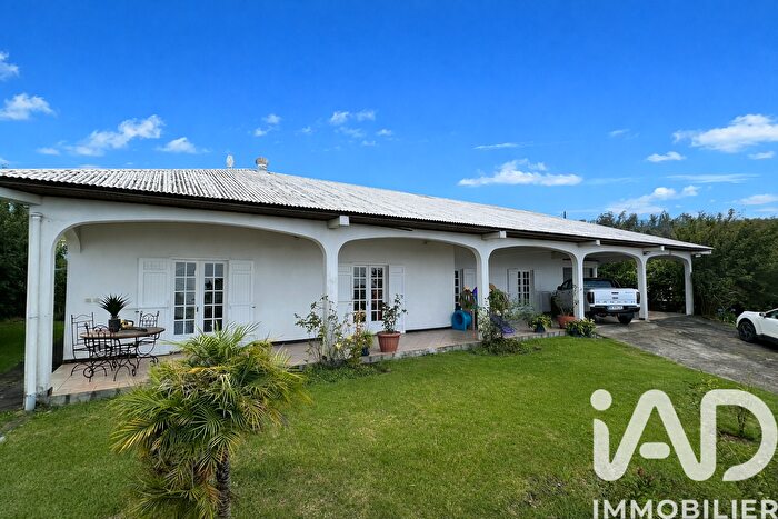 Maison à vendre - Le Tampon, La Grande Ferme, Le Coin Tranquille, Notre-Dame de la Paix - 4 pièces - 3 chambres