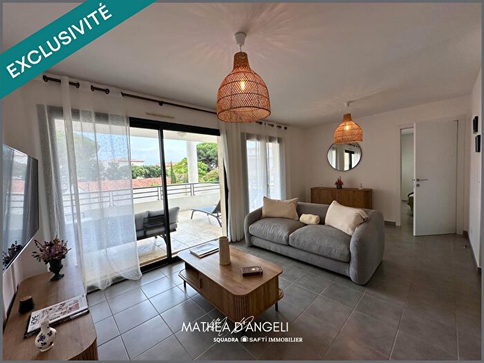 Appartement à vendre - Calvi - 3 pièces - 2 chambres