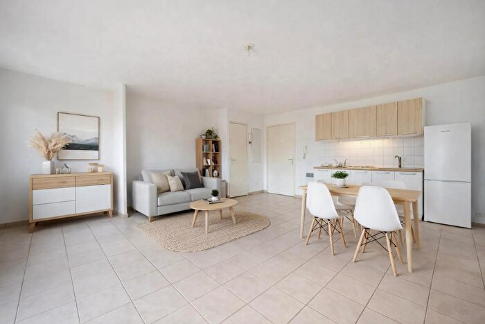 Appartement à vendre - Achères, Les Plantes dHennemont - 2 pièces - 1 chambre