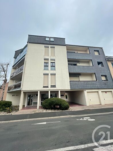 Appartement à louer - Brive-la-Gaillarde, Centre-ville, Pont Cardinal, Champanatier - 1 pièce