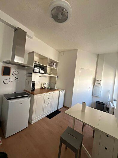 Colline des Pères-Tardy, Saint-Étienne : Maison 2 pièces à louer
