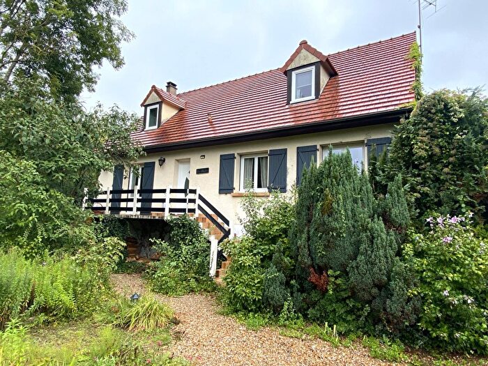 Maison à vendre - Moisson - 8 pièces - 5 chambres