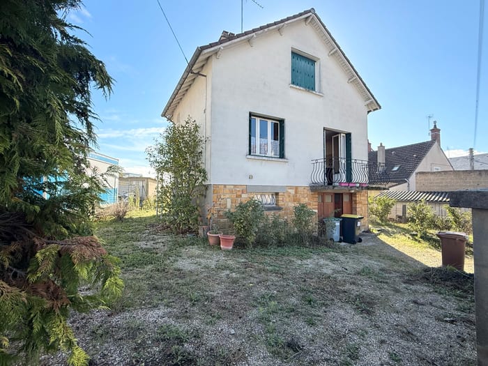 Vierzon, Colombier, Cité scolaire - Maison 4 pièces à vendre