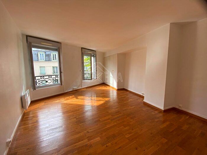 Appartement 2 pièces à louer à Mantes-la-Jolie, Centre-ville