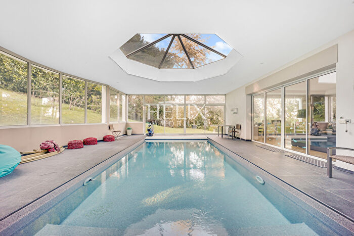 Maison à vendre - Le Port-Marly - 10 pièces - 5 chambres